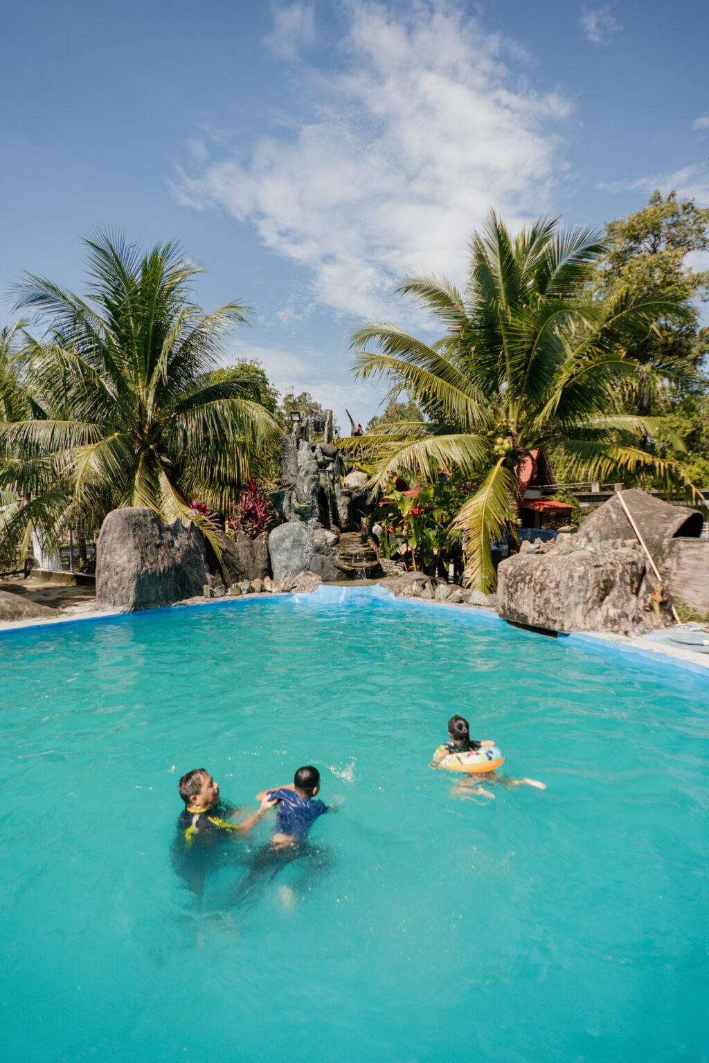 Home - Cholo-Cholo Hotsprings